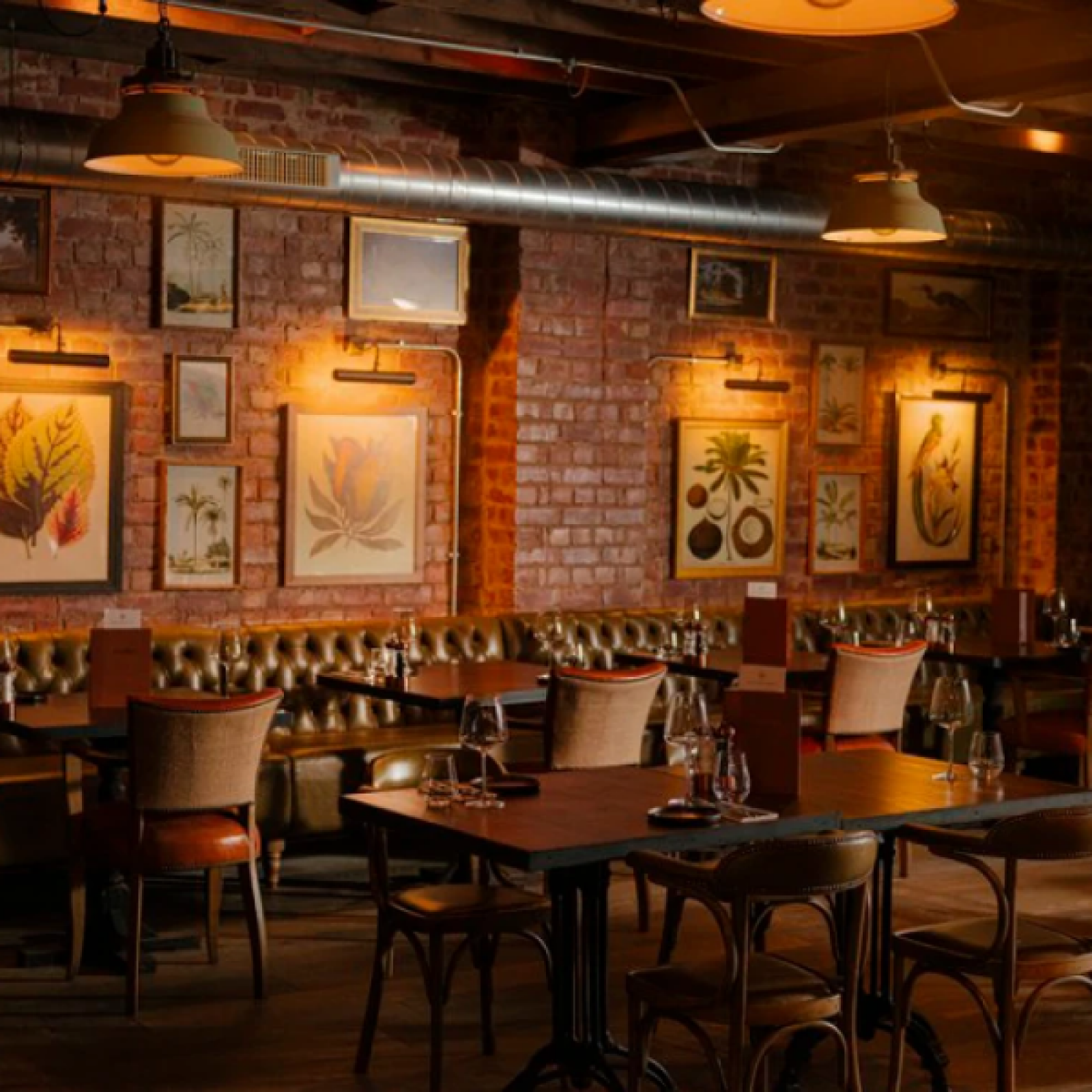 The Best Restaurants, Bars and Cafes in Morpeth Town Centre | Living North