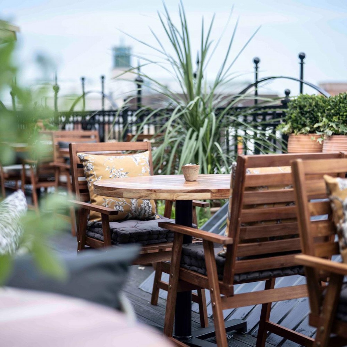The Best Rooftop Bars to Check Out This Weekend | Living North