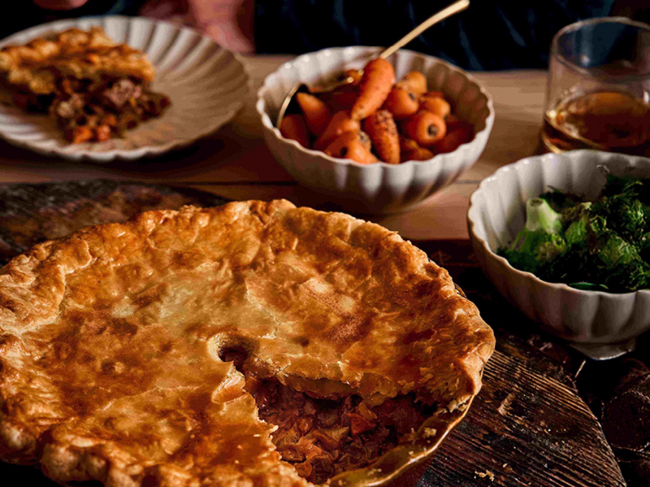 Easy Venison and Leek Pie Recipe with Carrots and Red Wine | Living North