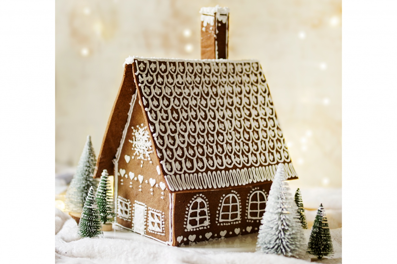 Winter Chalet Gingerbread House | Living North