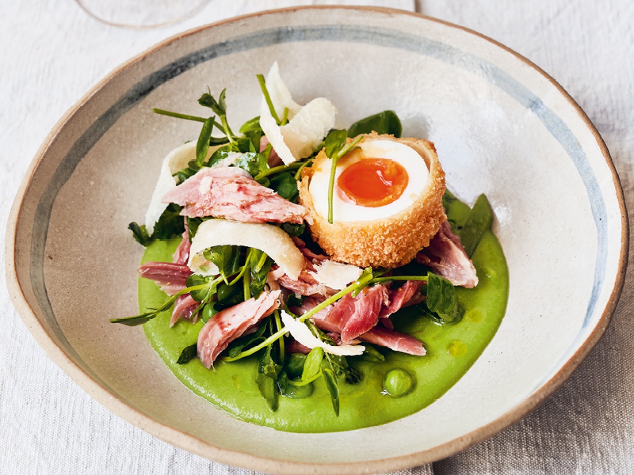 Ham Hock and Pea Pur e with a Crispy Egg | Living North