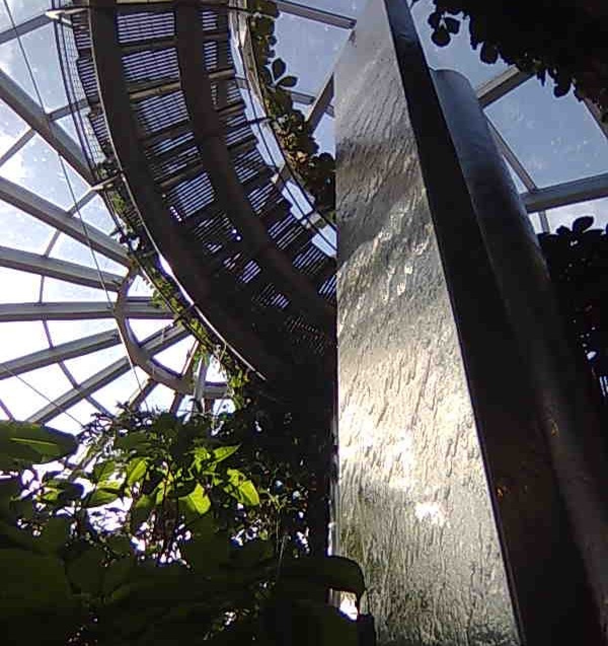 The Best Gardens to Visit this Autumn including The Alnwick Garden ...