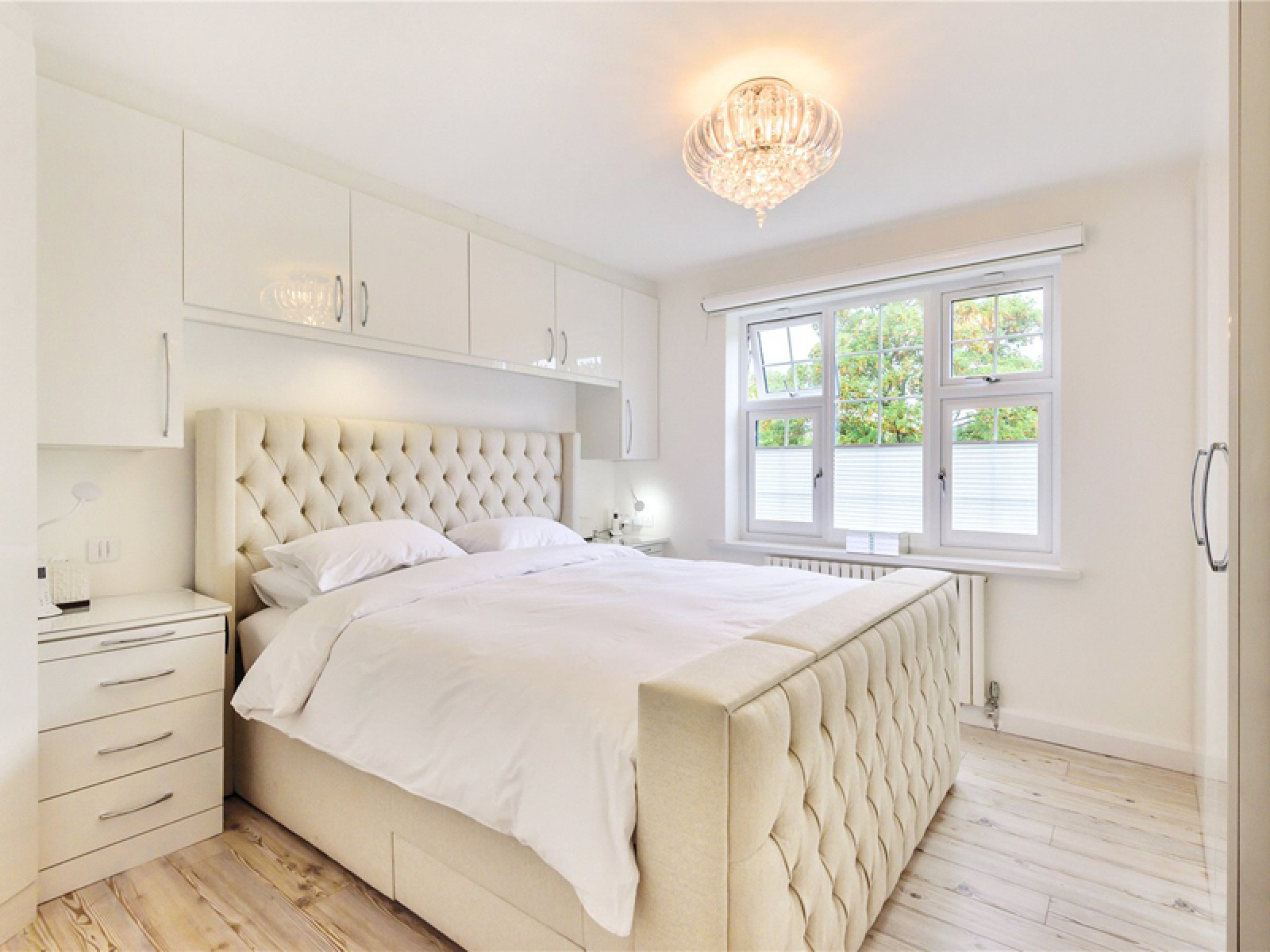 Inside this Stunning Renovated Duplex Apartment with Two Walk-In ...