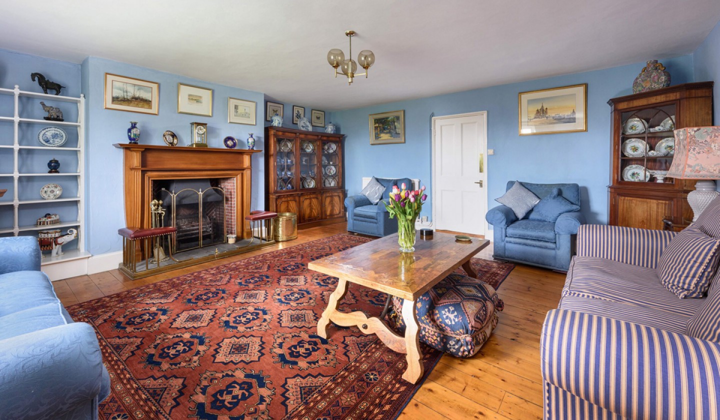 Take a Look Inside This Traditional Northumbrian Farmhouse with ...