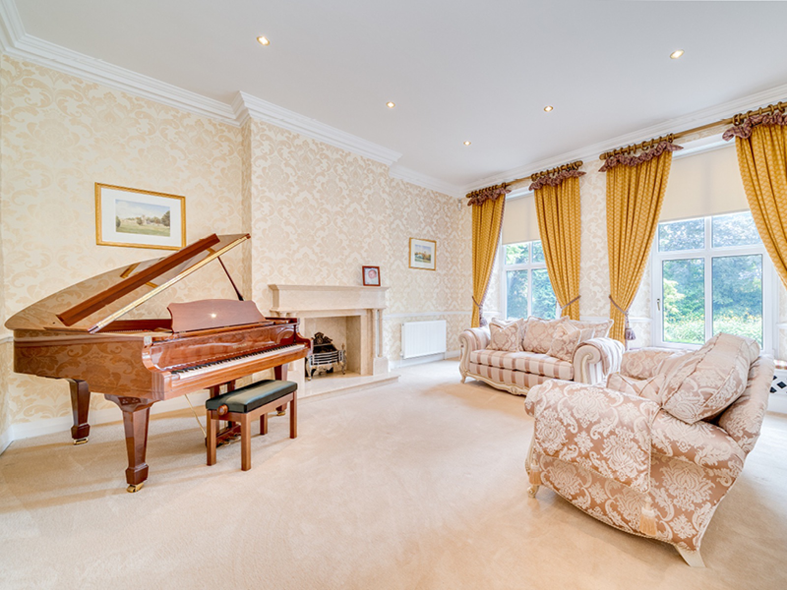 Take a Peek Inside this Magnificent Residence in the Heart of Horbury ...