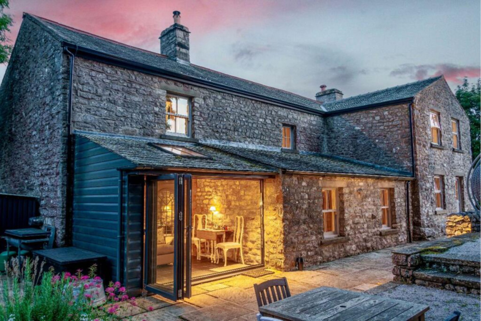 See Inside this Historic Farmhouse for Sale in Upper Winskill in Settle ...