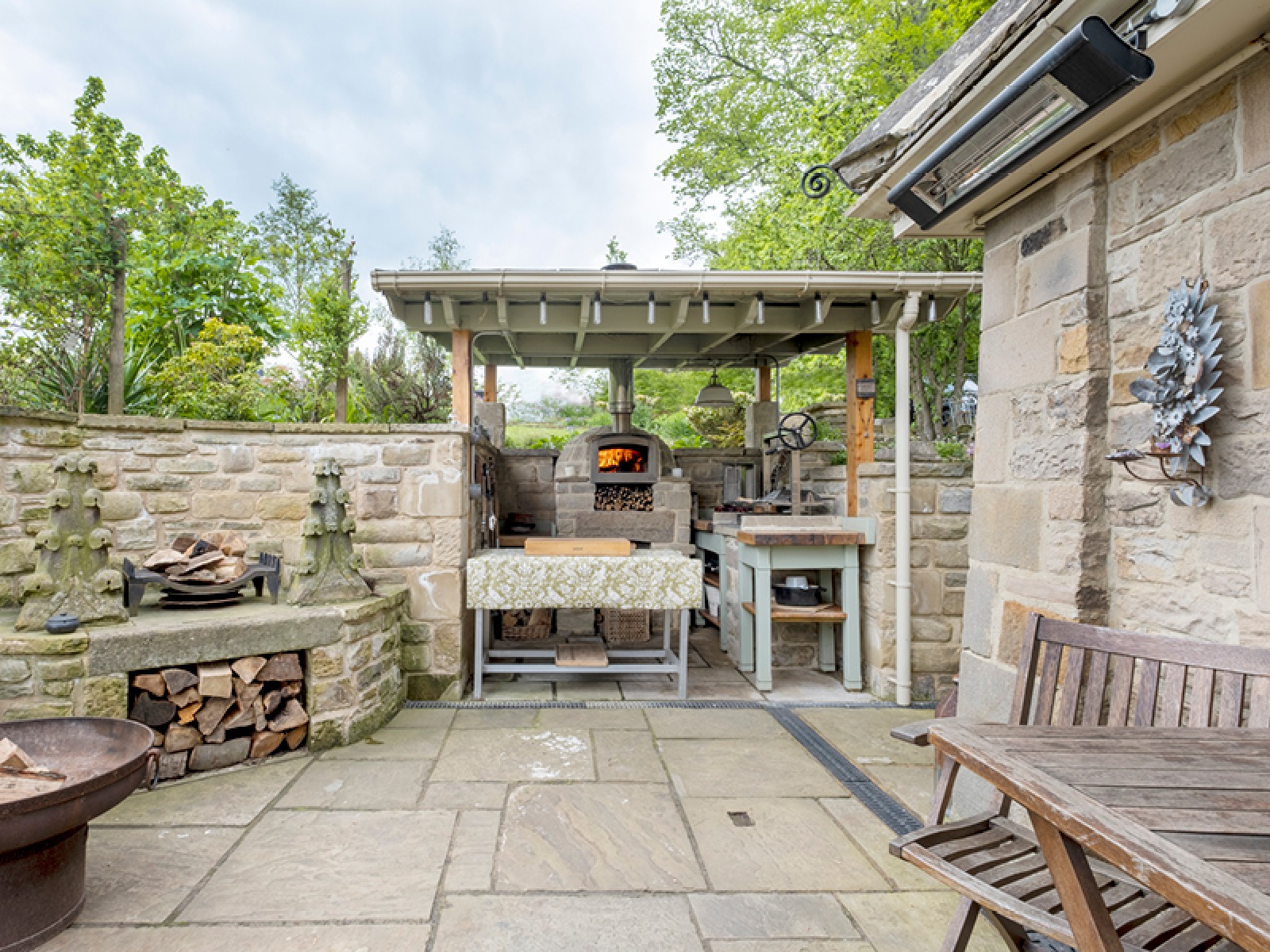 See Inside The Old Lodge for Sale near Rowlands Gill and Shotley Bridge ...