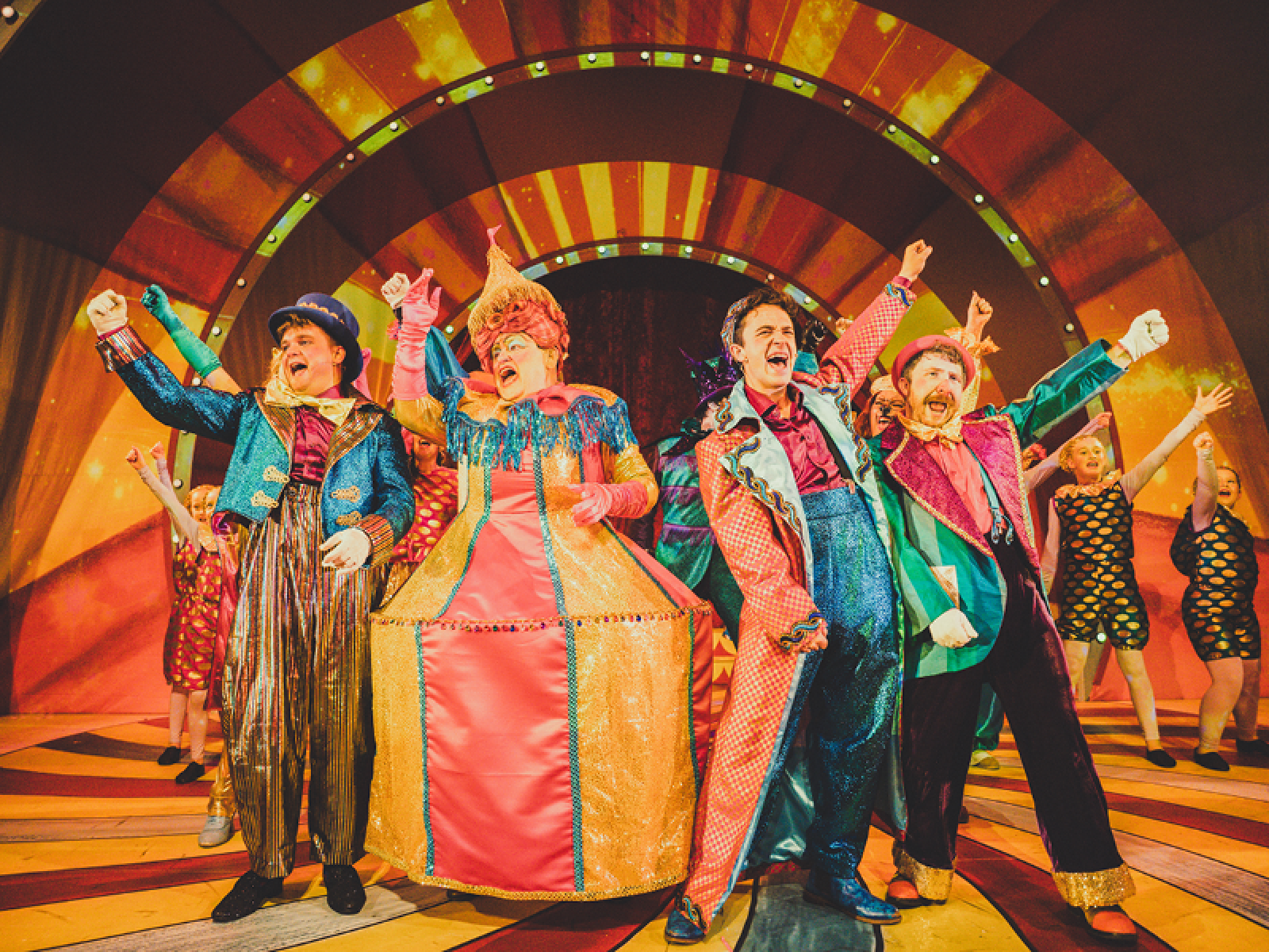 Pantomime Review of Goldilocks and the Three Bears Circus at The ...