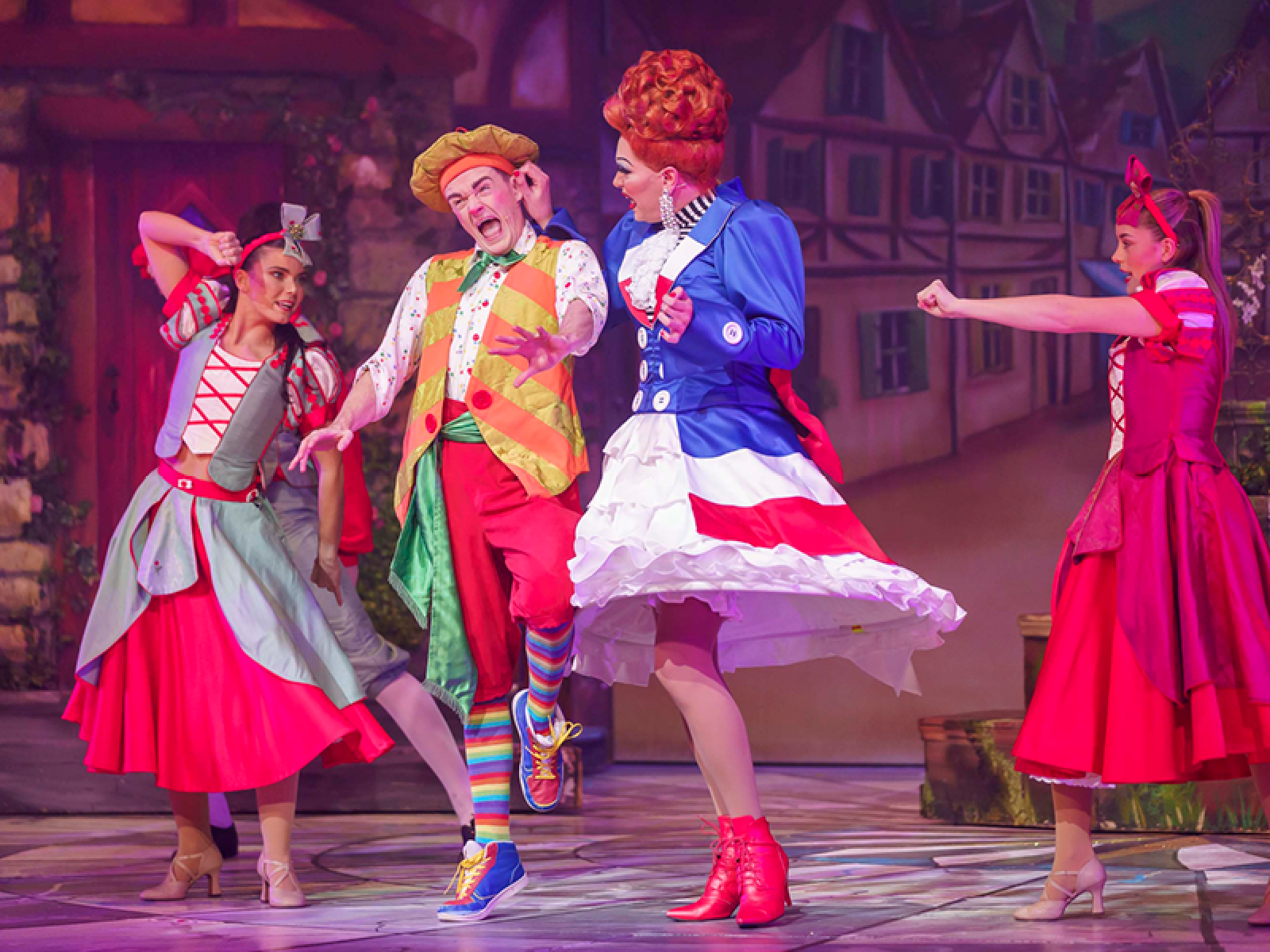 Review of Sunderland Empire's 2023 Pantomime Beauty and The Beast ...