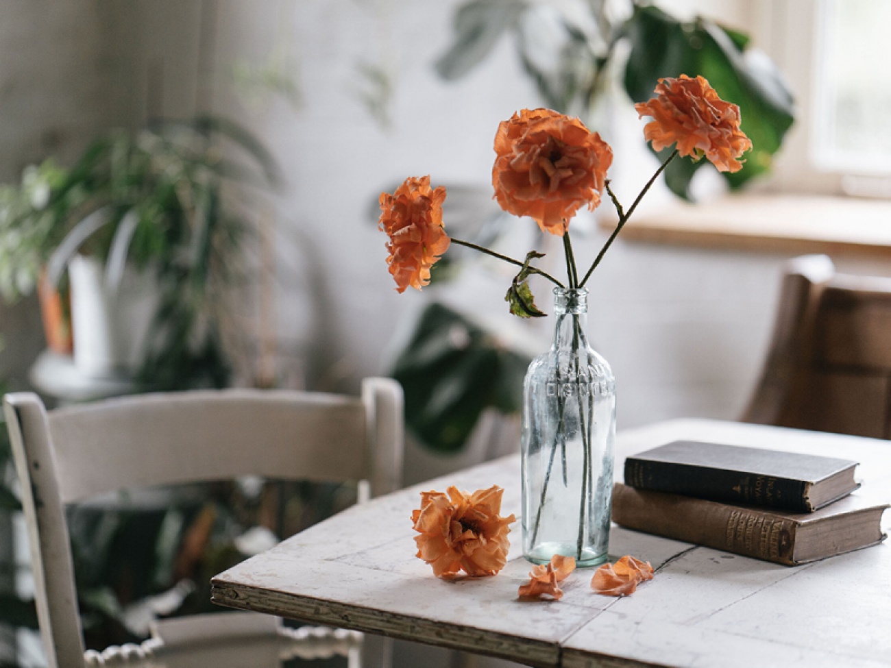 Meet Yorkshire Artist and Florist Sophie Longhurst, Who Crafts ...