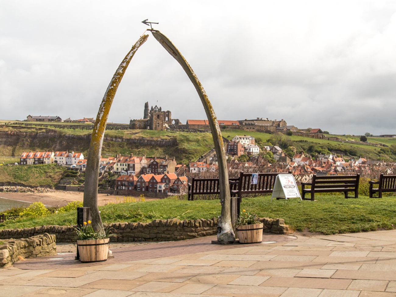 Whitby: The Gothic North Yorkshire Coastal Town That Has Lots of Tales ...