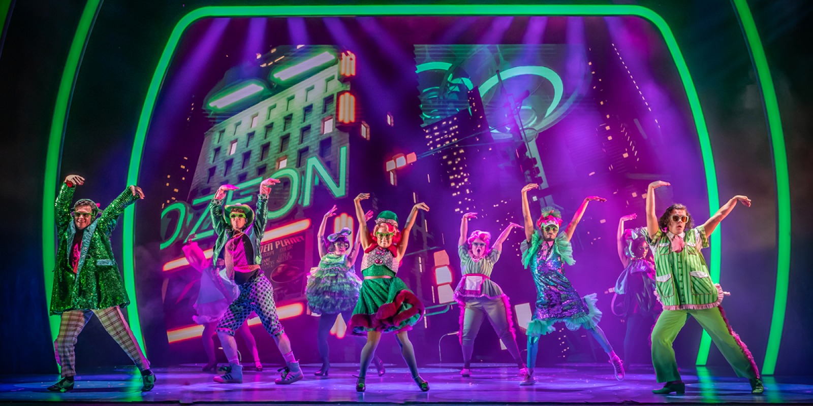 Review of The Wizard of Oz Starring Ru Paul's Drag Race Winner The ...