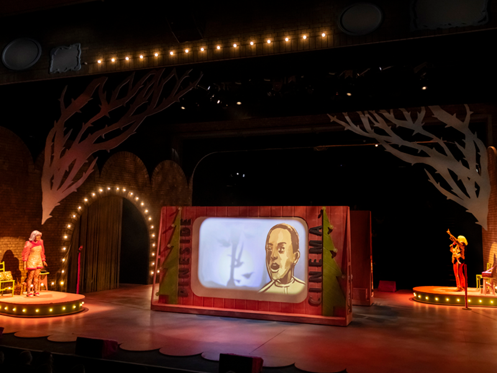 Review of Beauty and The Beast Northern Stage Newcastle Christmas ...